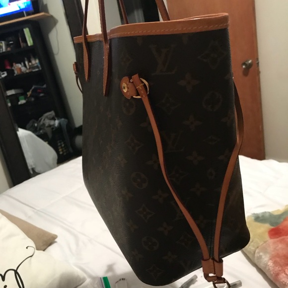 Louis Vuitton | Bags | Louie Vuitton Purse | Poshmark